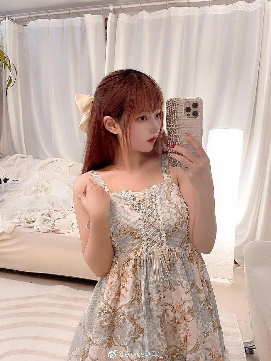 eloise软软日常最新分享：我的精选cosplay照片 - 瑟涩枕